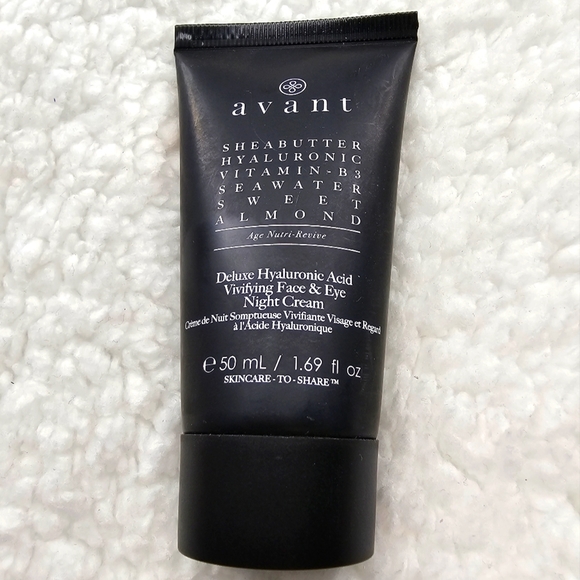 Deluxe Hyaluronic Acid Vivifying Face & Eye Night Cream at Amy Dieter blog